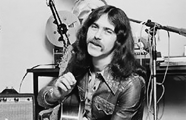 Tim Hart | The Strifinnays